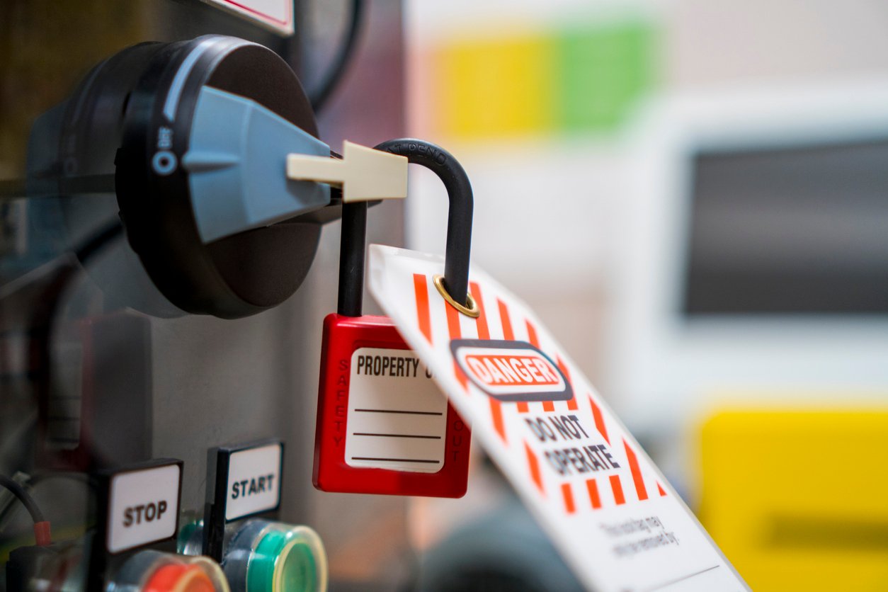 The 7 Steps in a LOTO Procedure: What are They and How Do They Work?